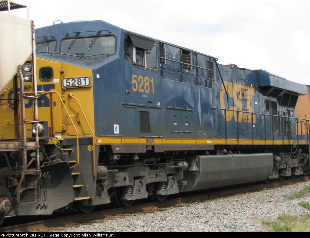 CSXT 5281